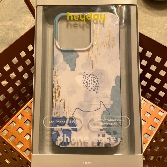 heyday | Cell Phones & Accessories | Nwt Heyday Iphone 3 Pro Case ...